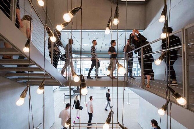Whitney Museum of American Art and See Over 30 New York Sights - Who Will Love This Tour?