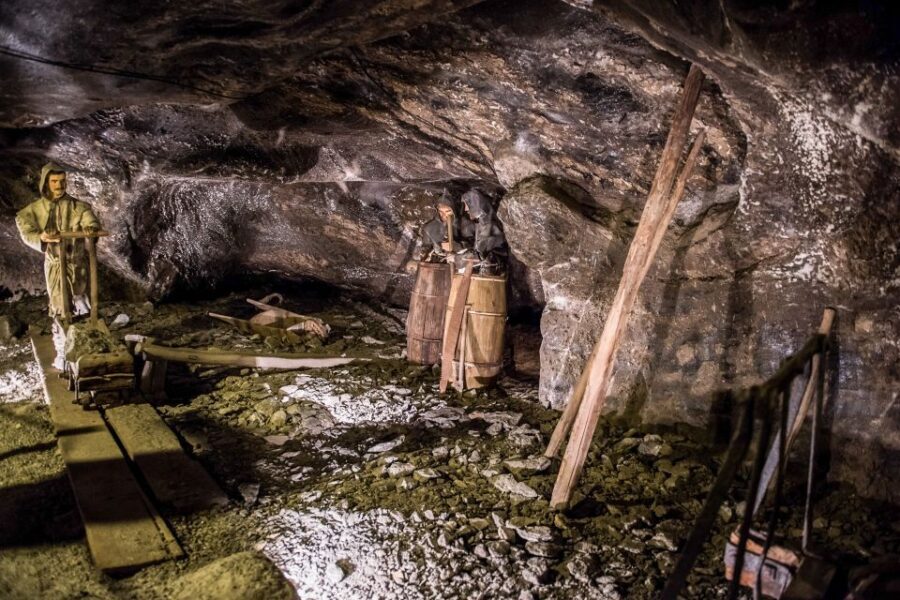 Wieliczka Salt Mine Tour Including Hotel Pick-Up - Itinerary Breakdown