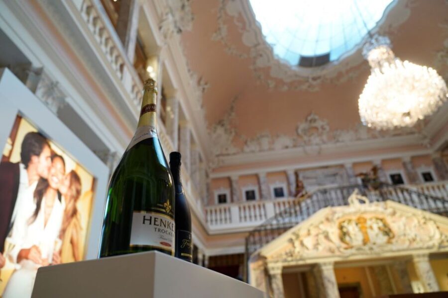 Wiesbaden: Sparkling Winemaking Tour with 3-Glass Tasting - Who Will Enjoy This Tour?