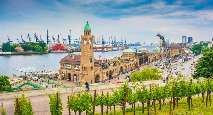 Wine and Food Tasting Tour in Hamburg Old Town - The Itinerary Breakdown: What to Expect