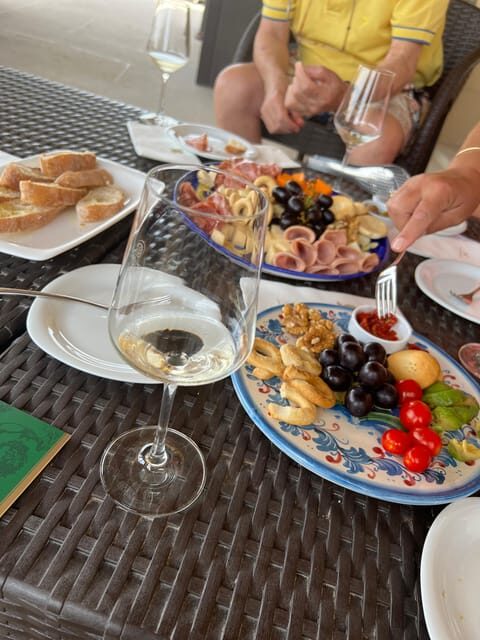 Wine with Maltese Grapes TOUR IN PORTUGUESE - FAQ