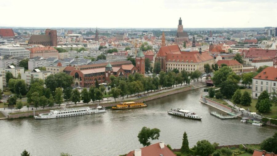 Wrocaw: Short City Walk and Boat-Cruise - Deep Dive into the Itinerary