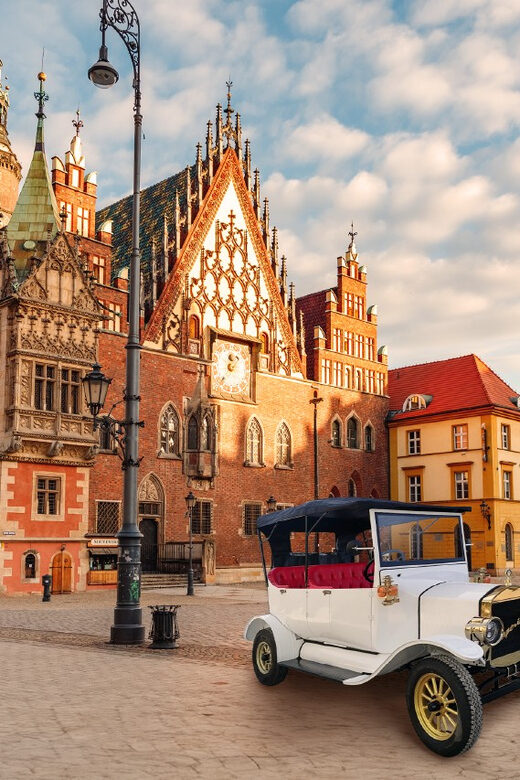 Wrocaw: Tour of the Old Town in an Imperial E-car - What to Expect During the Tour