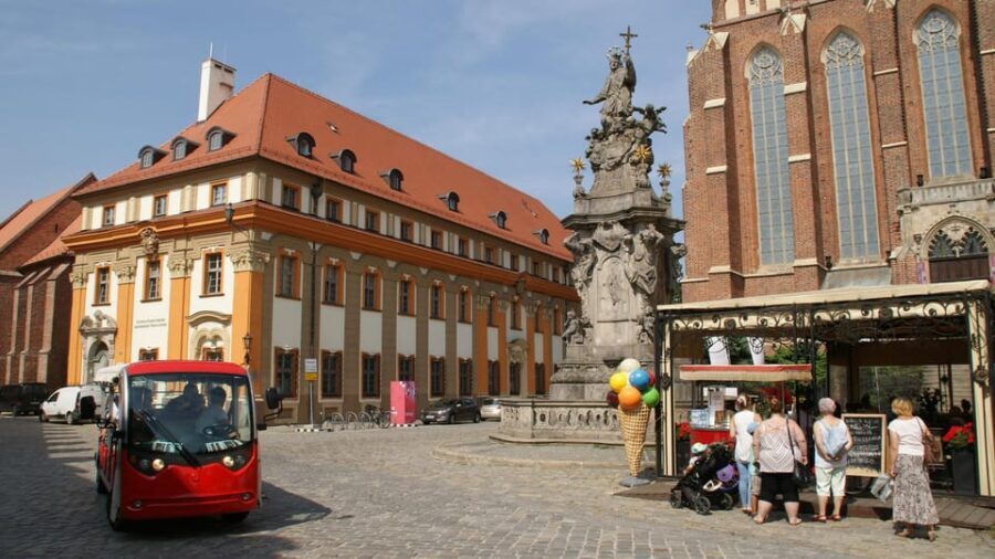Wroclaw: 2-Hour Private E-Bus Tour for small groups/4 places - Who Is This Tour Best For?