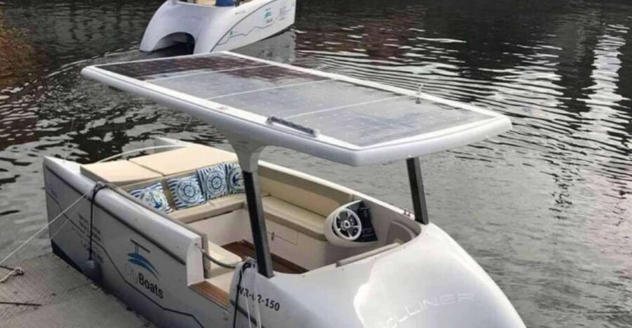 Wroclaw: City Walk and Cruise by Luxury Solar Catamaran - The Canal and Cathedral Island Panorama