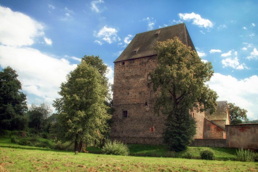 Wroclaw: Giant Mountains & Valley of Palaces Day Tour - Who Will Love This Tour?