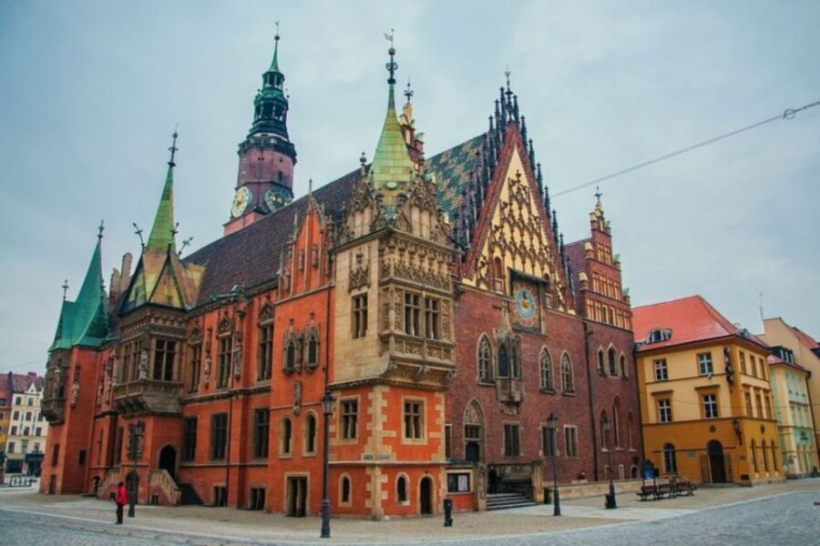 Wroclaw: Private custom tour with a local guide - Full Breakdown of the Itinerary