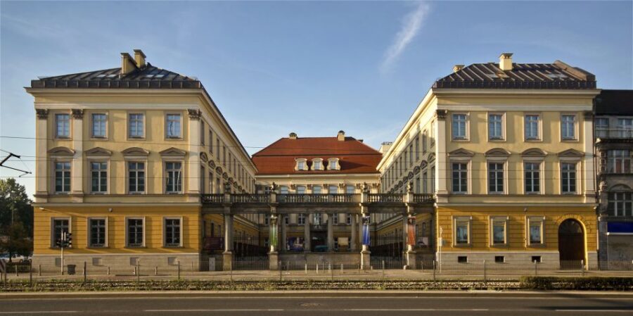 Wroclaw Royal Palace Private Guided Tour - Why This Tour Provides Great Value