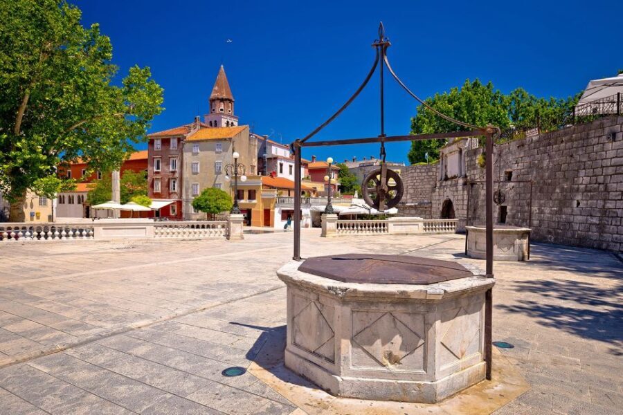 Zadar: Old Town Evening Group Guided Walking Tour - Practical Tips for Participating