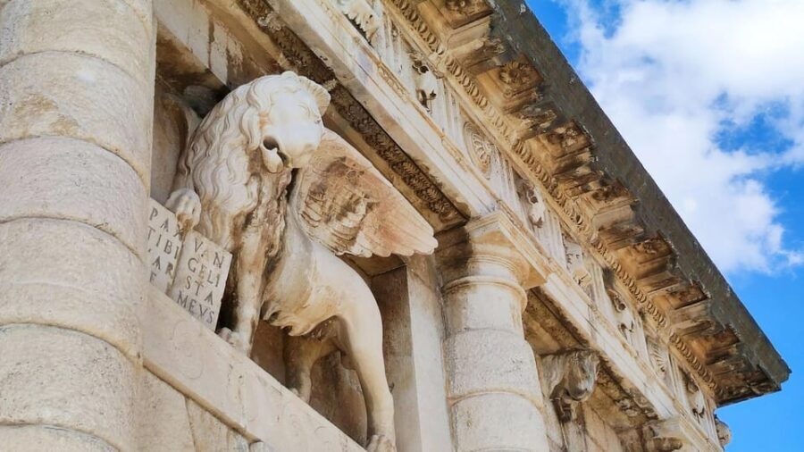 Zadar: Private Walking Tour with Local Guide - Detailed Breakdown of the Itinerary