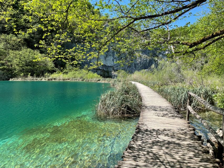 Zagreb: Rastoke & Plitvice Lakes Guided Tour with Ticket - What the Reviews Say