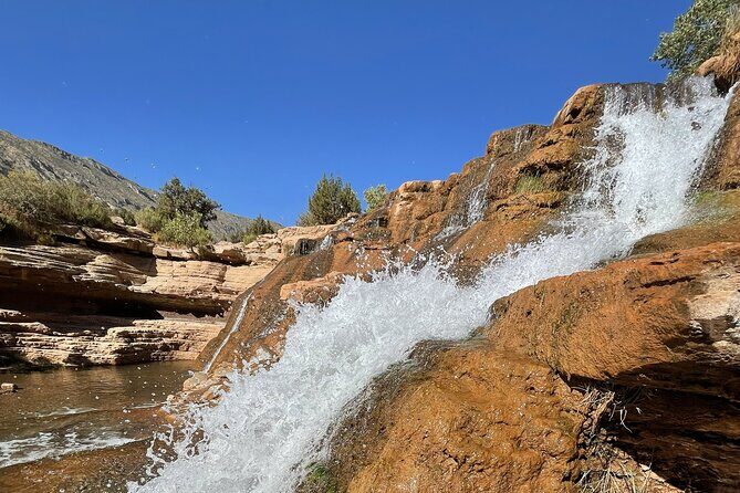 Zion Hummer Tour to Zion Waterfall with swimming - Who Should Consider This Tour?