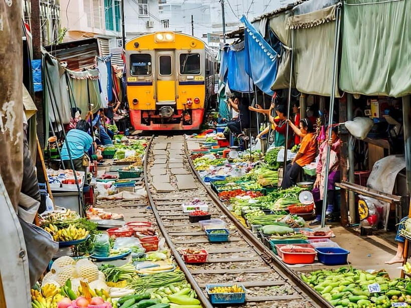 1-Day Trip: Floating Market & Railway Market by Premium car - The Itinerary Breakdown