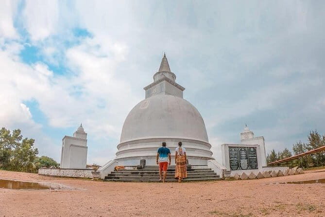10 Days Photographic Tour With Holiday Walkers Sri Lanka - Why This Tour Offers Good Value
