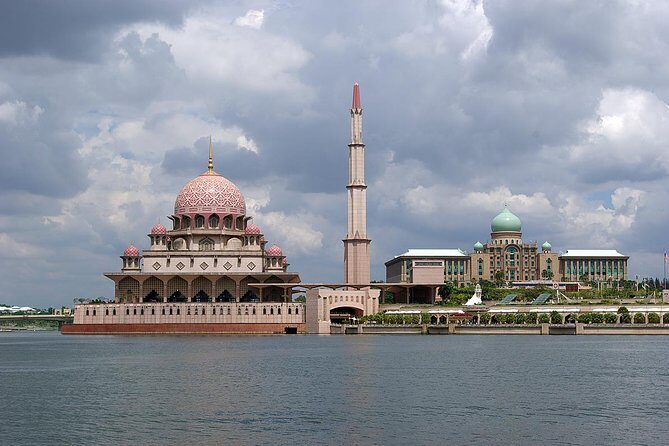 *12Hrs Kuala Lumpur Car Tour from Genting Highlands w' Tour Guide - An In-Depth Look at the Tour