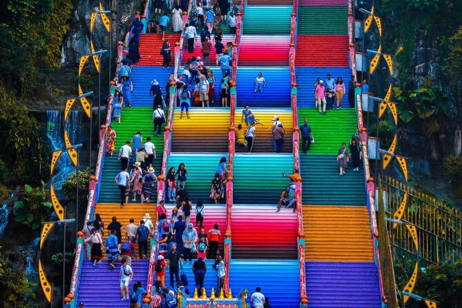 *12Hrs Kuala Lumpur Van Tour from Genting Highlands w' Tour Guide - The Experience: What Makes It Worthwhile?
