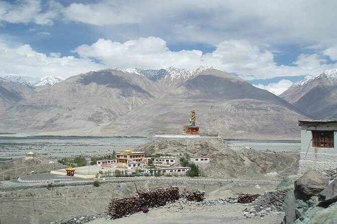 15-Days Leh Private Tour from Srinagar with Dinner - Analyzing the Price and Value