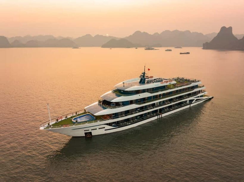 2-Day or 3-Day: Halong&Lan Ha Bay Cruise 5* balcony,bathtub - Exploring the Itinerary: What You Can Expect