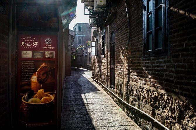 2-Day Private Sightseeing Tour of Xiamen City Highlights and Toulou Cluster - The Authentic Touches and Authenticity