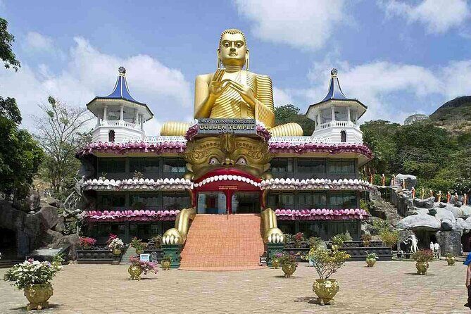 2 Days Private Tour of Sigiriya & Dambulla with Minneriya Safari - All Inclusive - FAQ