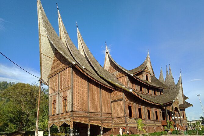 2 Days Private Tour to See Bull Race and Raflesia Arnoldi Flower - Detailed Review of the 2-Day Tour Experience