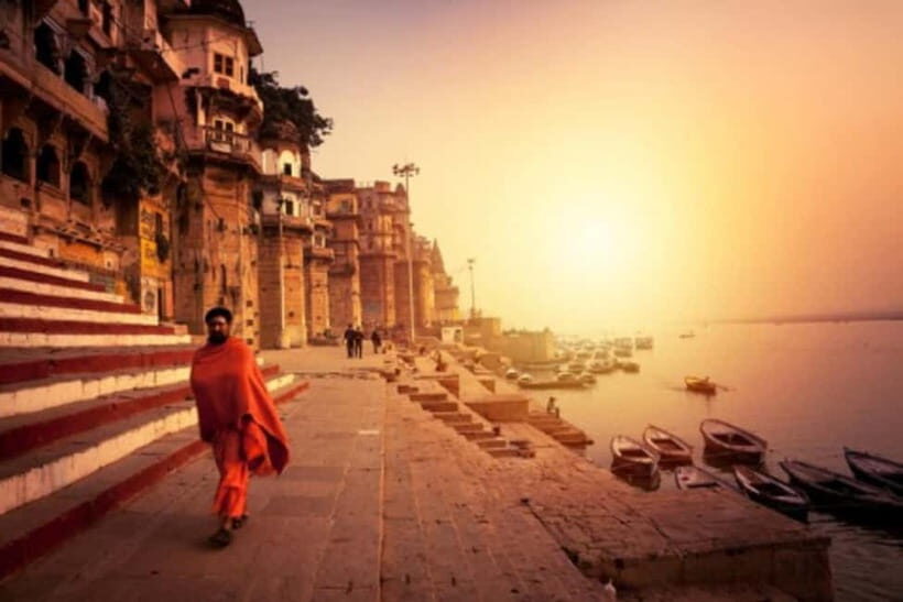 2 Hours Walk & Explore The Ghats Of Varanasi With Guide - What Makes This Tour Special?