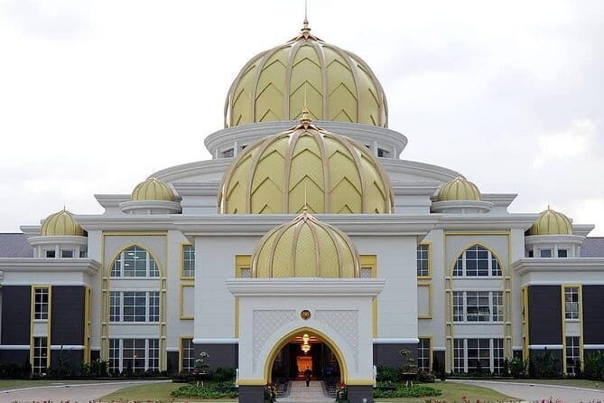 23 Attractions: Guided Full Day Kuala Lumpur Customizable Orientation Tour - Who Would Love This Tour?
