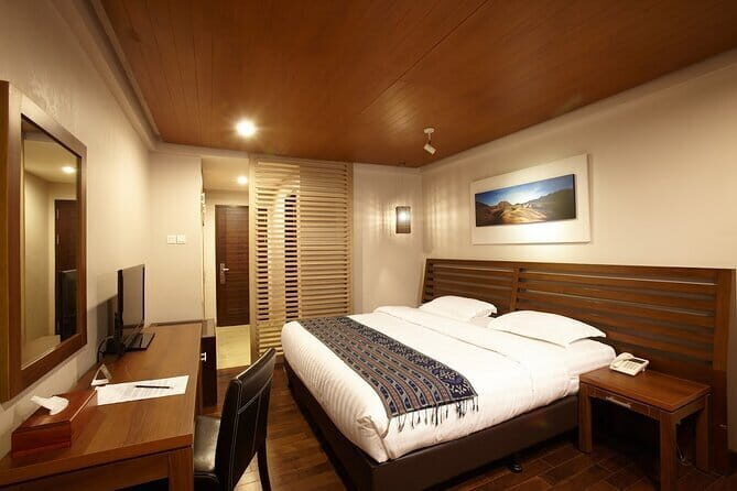 2Days/1Night Bromo Private Tour with Hotel - Considerations and Tips