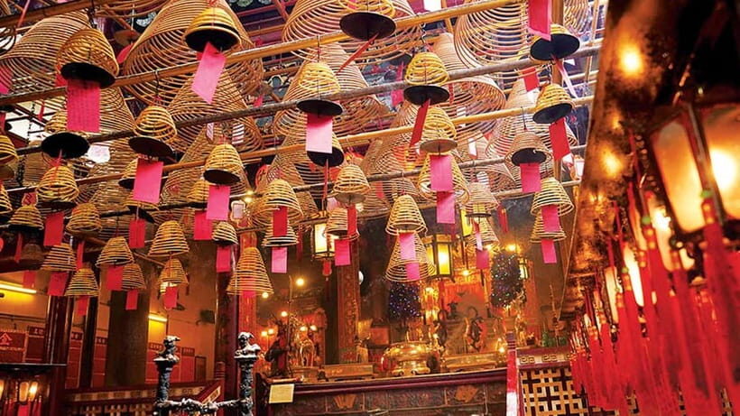 3-hour Hong Kong Island Historical and Cultural Tour - The Cultural Heart: Man Mo Temple