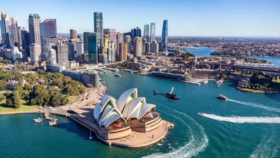 30-minute Private Sydney Harbour Helicopter Tour for 2 - Itinerary Breakdown: What to Expect During Your Flight