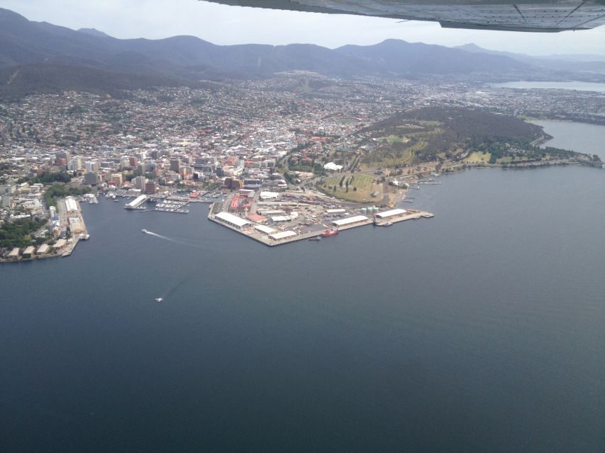 30 Minute Scenic Hobart Plane Flight - What to Expect