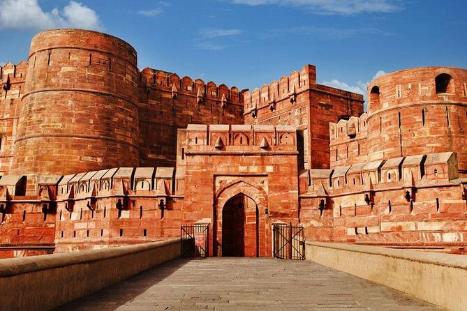 4 - Days: Golden Triangle from Mumbai by Air Flight - An In-Depth Look at the Tour