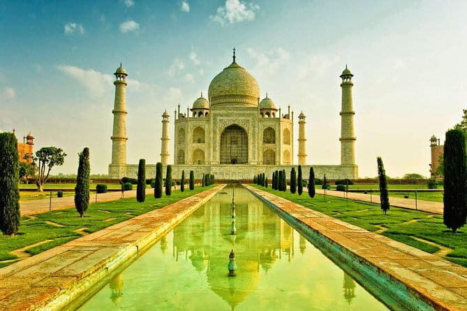 5 Days Private Golden Triangle Tour: Delhi, Agra, and Jaipur - Day 1: Delhi – A First Glimpse of India’s Capital