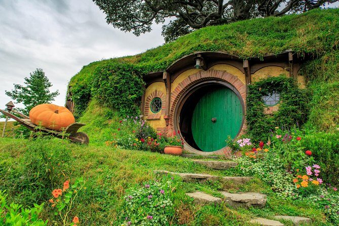 6hr Hobbiton Movie Set Tour - Departs Tauranga - The Scenic Drive and Additional Stops