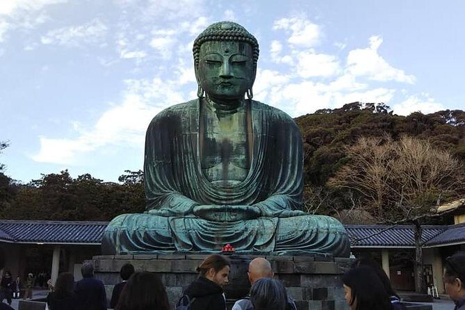 8-hour Kamakura tour by qualified guide using public transportation - Authentic Experiences and Practical Tips