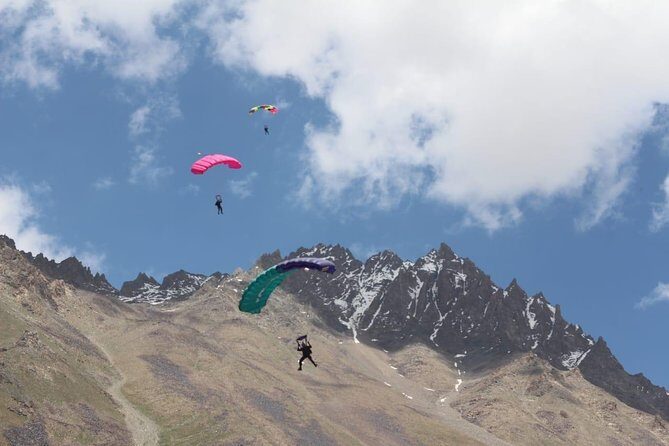9 Days Tour to Hunza, Phandar and Shandur from April to October - What sets this tour apart?