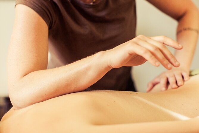 90 Minutes Hot Stone Massage and Foot Spa - A Detailed Look at the Experience