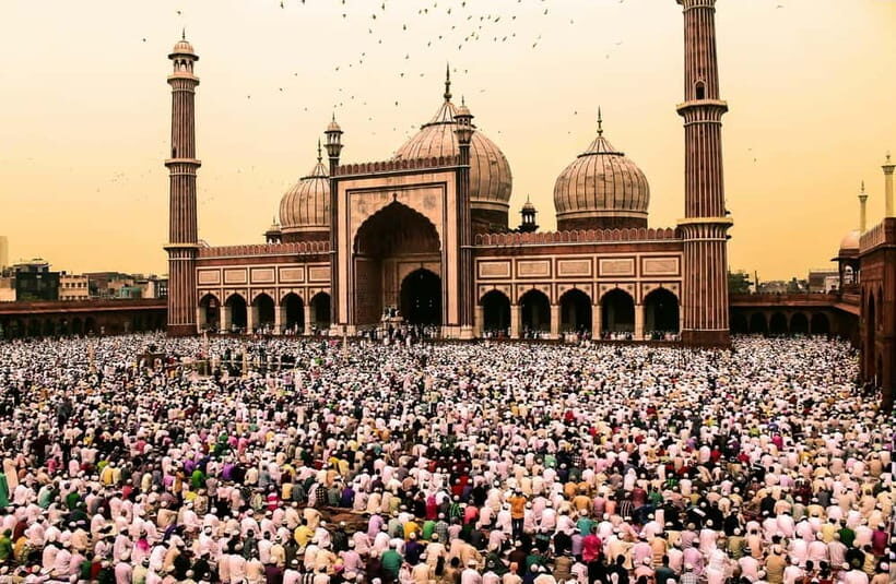 A full-day tour of Old & New Delhi Monument Express Entry - A Deep Dive into the Itinerary