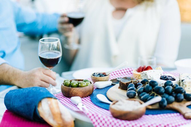 Adelaide 2-hour BBQ Boat Hire for 2 People - Who Would Love This Experience?