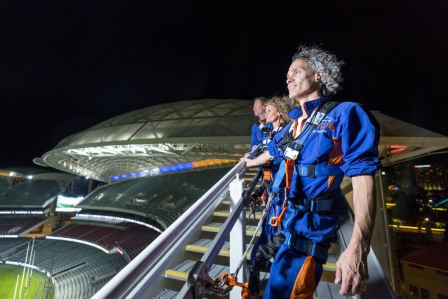 Adelaide: Adelaide Oval Night Roof Climb with Drink - Why You Should Consider This Experience