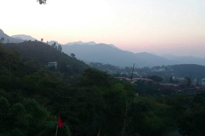 Affordable transfer from Rishikesh to Dehradun Airport - Vehicle Options and Space
