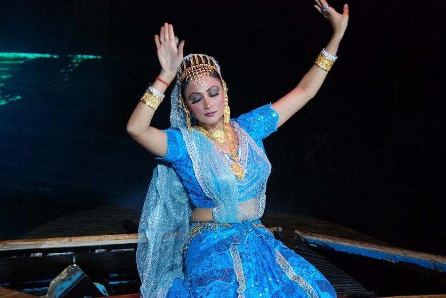 Agra: Mohabbat the Taj show tickets and agra transfers - What to Expect Before, During, and After