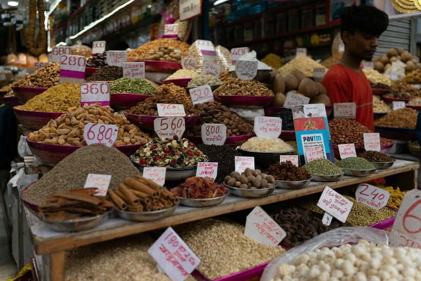 Agra: Old Agra Market & Street Food Tour by Tuk-Tuk - Who Should Consider This Tour?