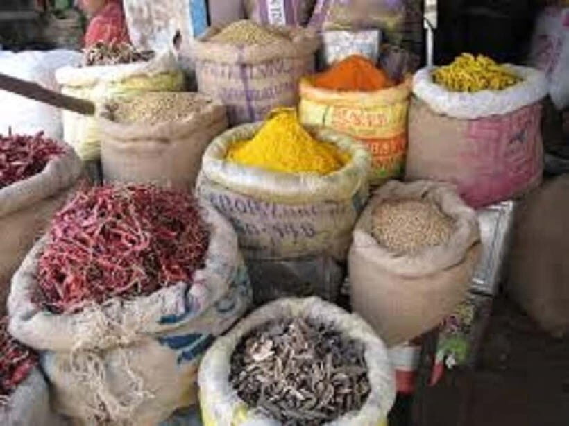 Agra : Old Bazar & Kinari Bazar Heritage Walking Tour. - The Itinerary: What to Expect