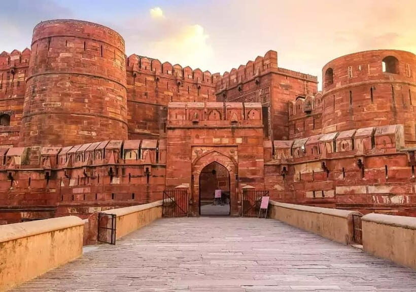 Agra: Private Tour Guide in Agra full-day - The Value of a Private Guide in Agra