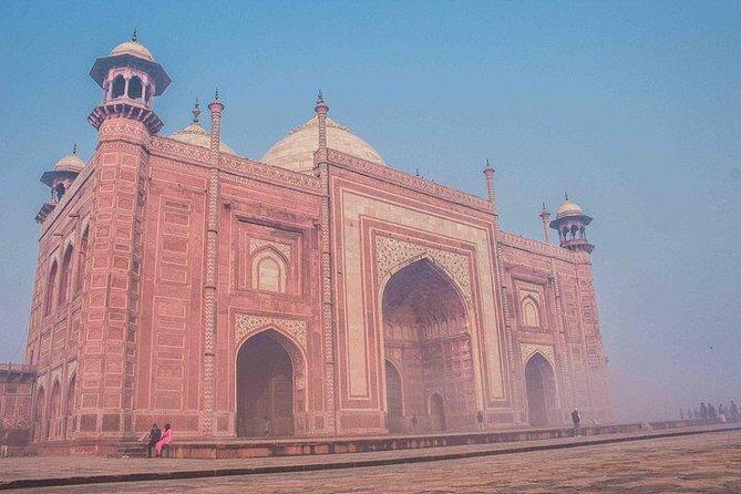 Agra: Sunrise Taj Mahal Tour Including Hotel Pick-up and drop-off - FAQs