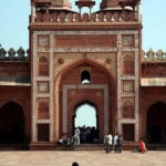 Agra: Taj Mahal and Agra Fort with Skip-the-Line By Car - Who Should Consider This Tour?