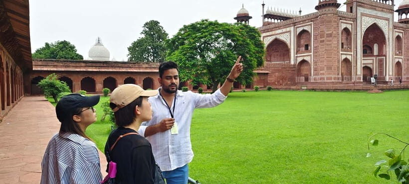 Agra: Taj Mahal Skip-the-Line & Agra Fort Private Day Tour - Who Should Consider This Tour?
