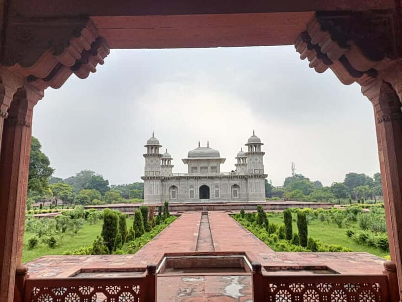 Agra: Taj Mahal Sunrise Skip-the-Line & Private Guided Tour - Who Will Love This Tour?