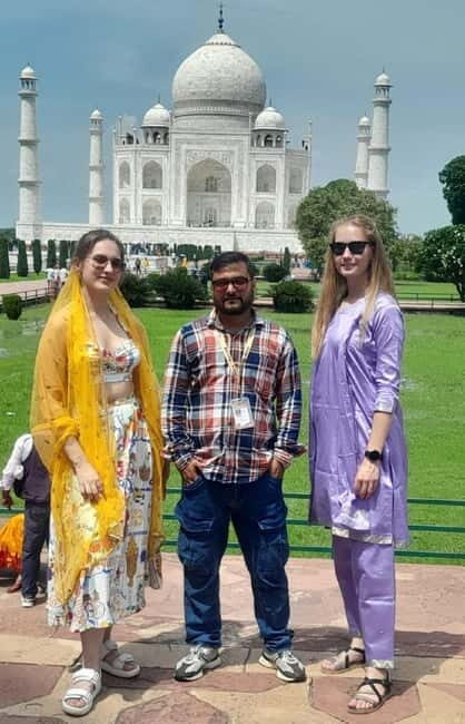 Agra: Taj Mahal with Mausoleum Skip-The-Line Tickets - The Experience in Detail